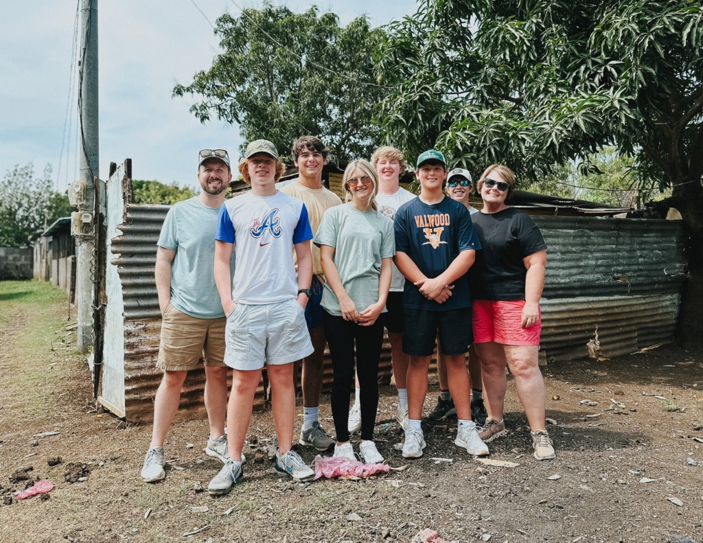 Students learn, serve in Central America - Valwood School